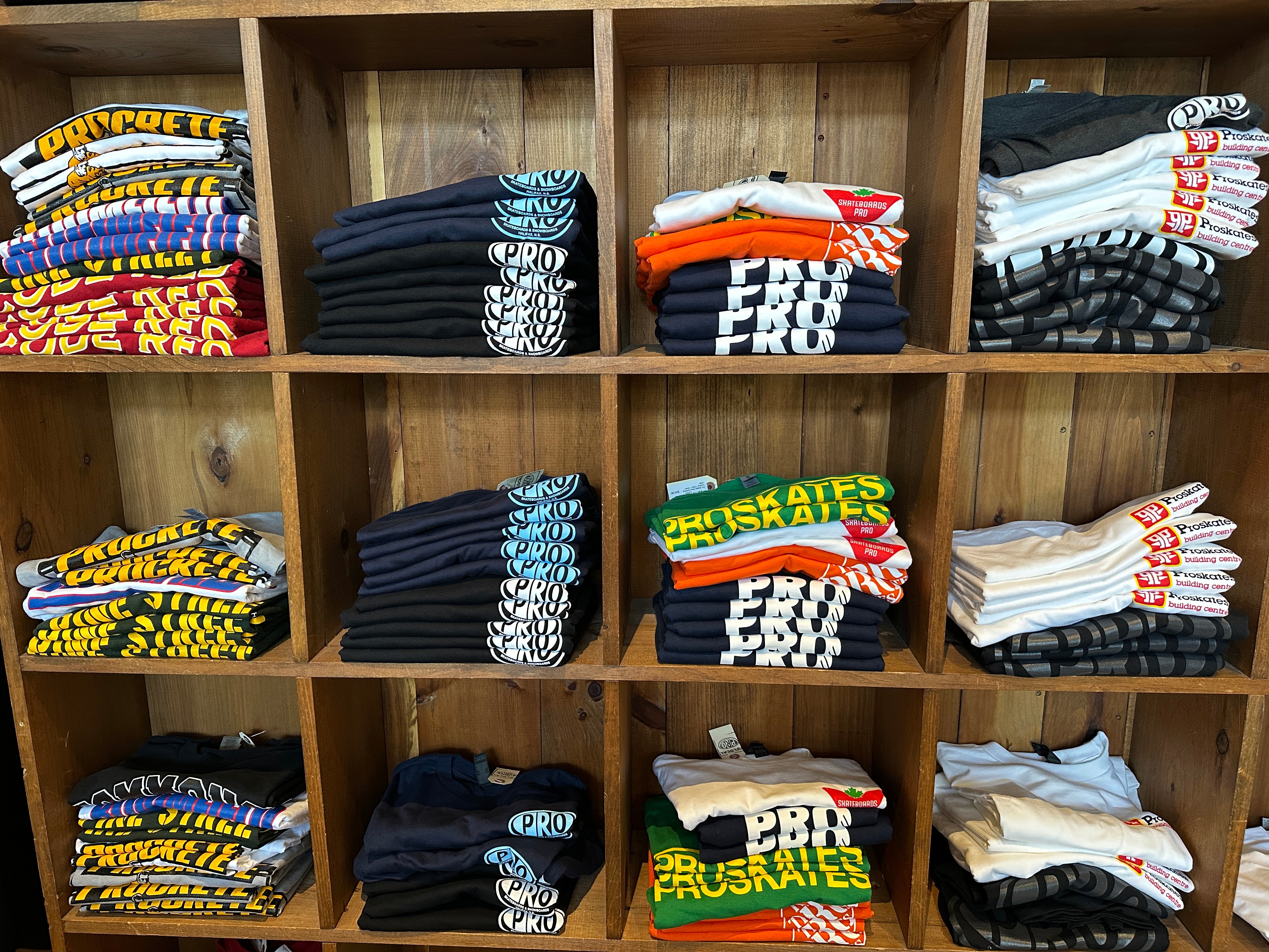Clothing – Pro Skateboards & Snowboards